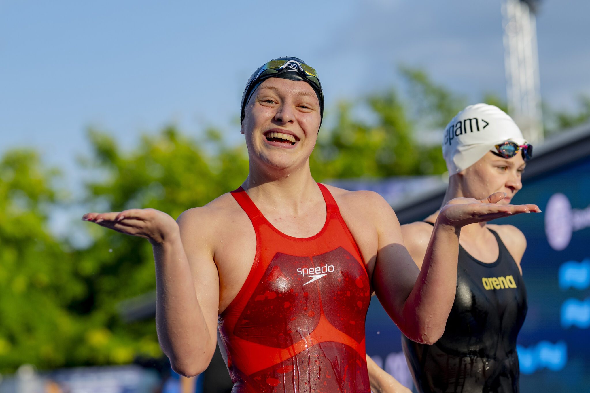 Lena Ludwig schwimmt in der Slowakei erneut zu JEM-Gold - Swim+More