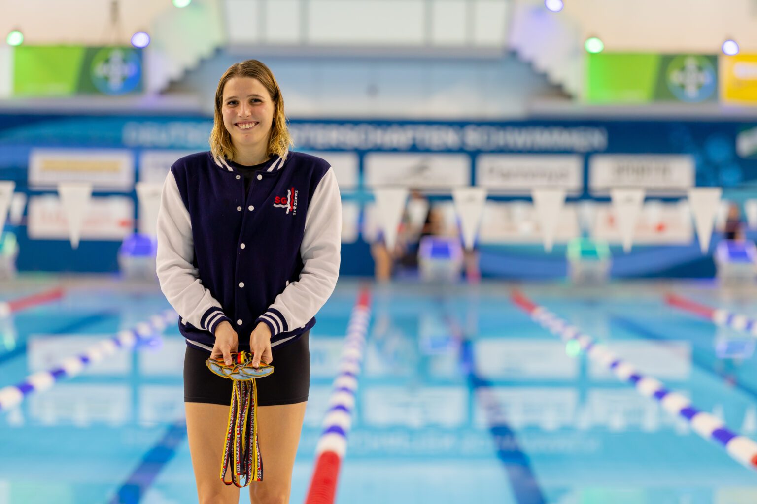 DKM Wuppertal: Angelina Köhler gewinnt sechs Medaillen - Swim+More